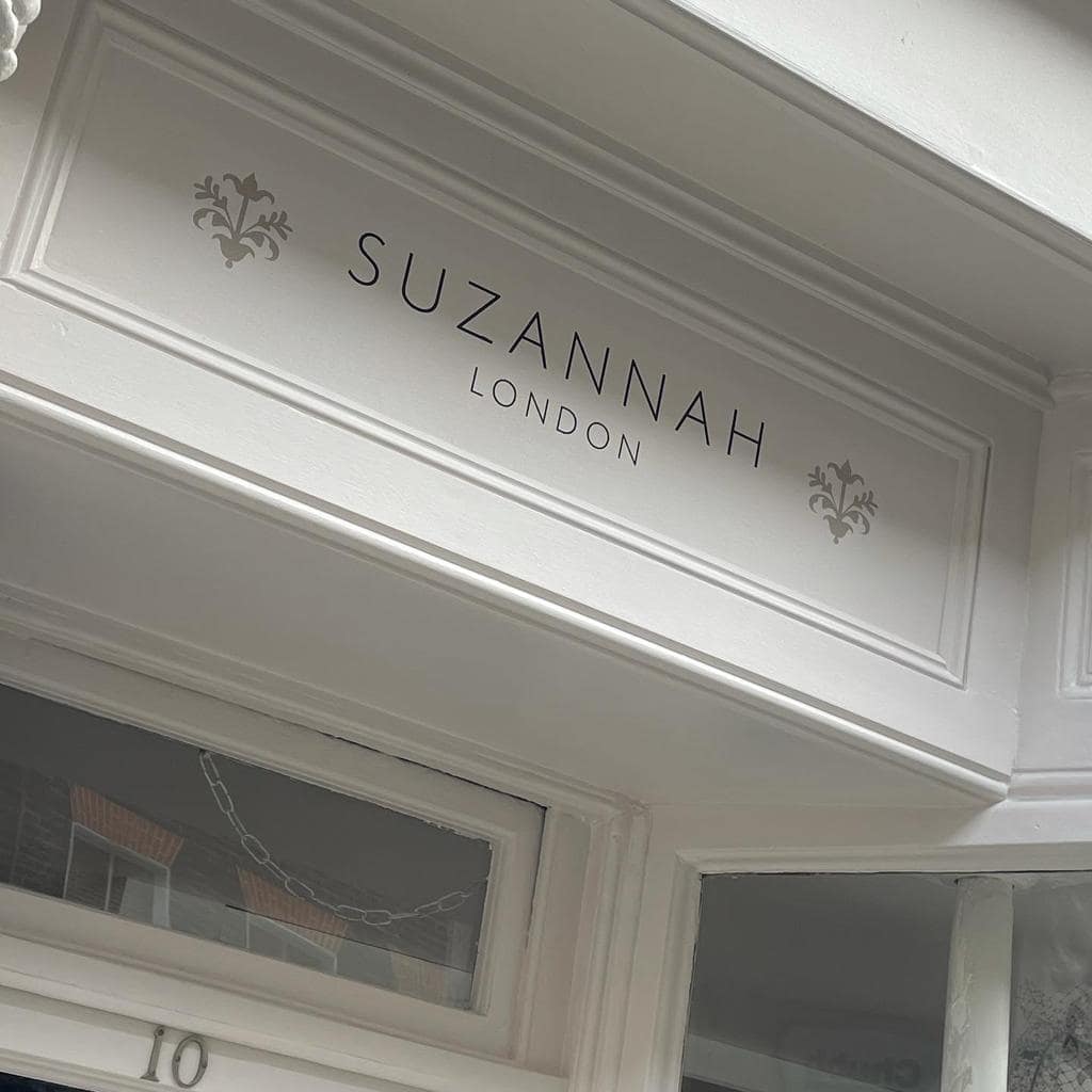 NGS TRADITIONAL LONDON SIGN WRITING - NGS Sign lettering & writing.