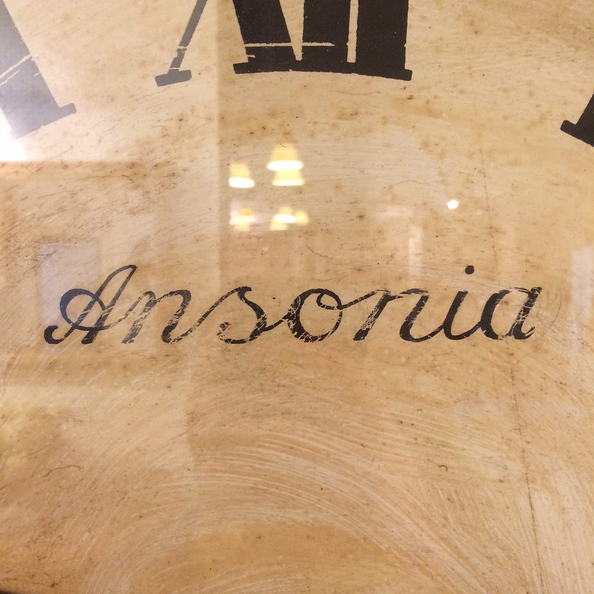 gilding, gilding, gilder gold leaf, handpainted signs, Murals, muralist ...